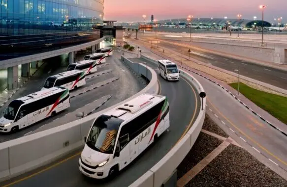 Emirates: viajes más ecológicos de autobuses para tripulaciones en Dubái